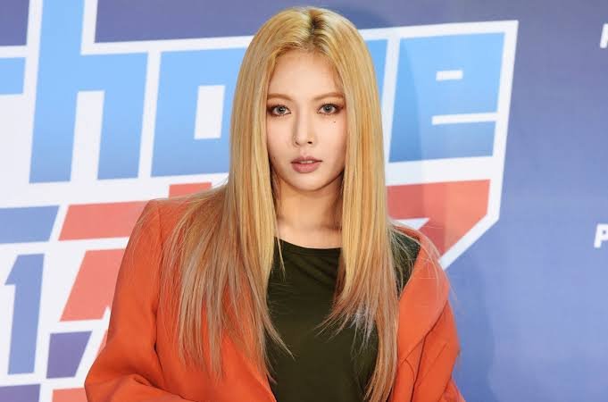 15 Famous Korean Singers